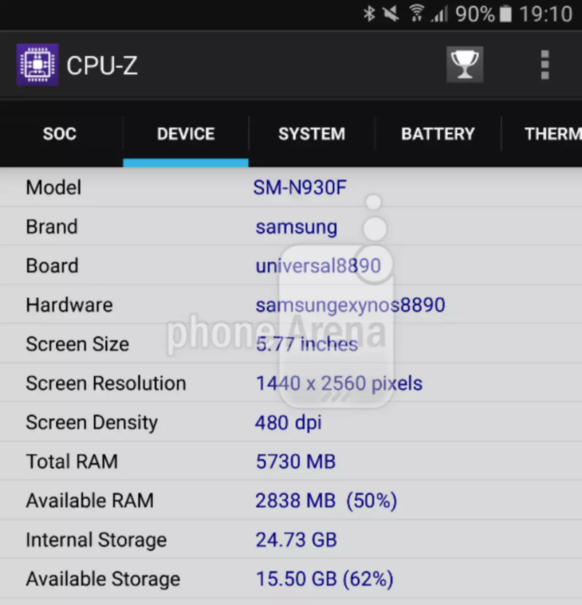 Ang punong barko smartphone Huawei ay mananatiling walang Android Oreo. 7762_2