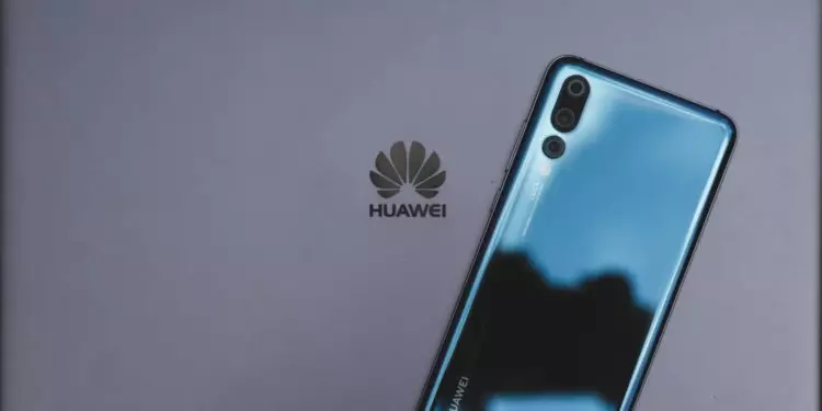 Uhlaziyo olutsha luya kwandisa isantya se-huawei smartphones 7849_1