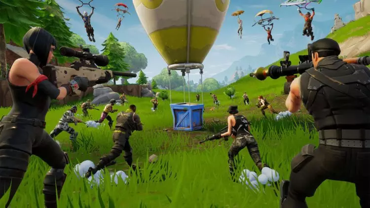 Dikkat, aldatmaca. Dolandırıcılar YouTube'da Android için sahte bir fortnite tanıtın 8063_1