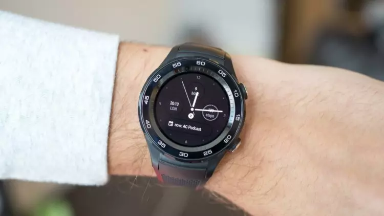 Huawei introduced the updated smart watch Huawei Watch 2 (2018) 8103_1