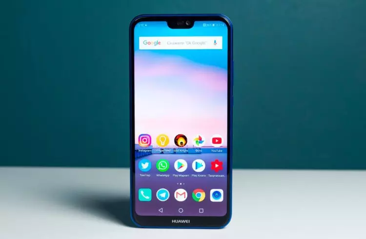 Nokia X6은 안드로이드에있는 Huawei P20 Lite입니다. 8134_3