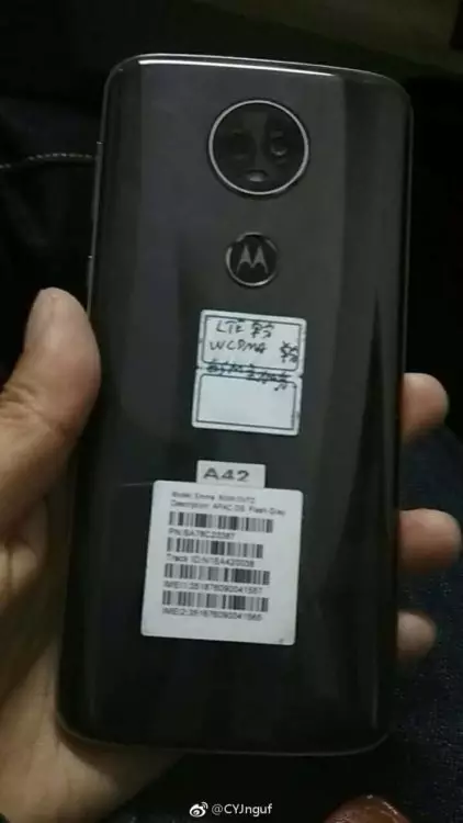 Nouveau Moto E5 Plus?