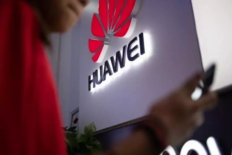 Ni wangapi wa Huawei waliopata mwaka wa 2020? Yeye ni tena kwa pamoja. 837_2