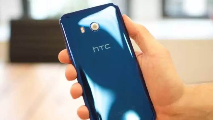 Izvori su izbrisali karakteristike U12 +. Što će biti vodeći htc 8426_1