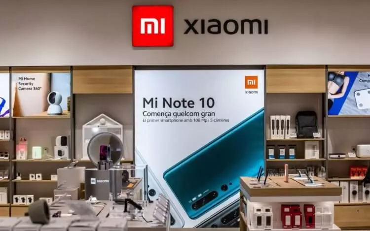 XiaoMI dọrọ aka ná ntị banyere mmụba ọnụahịa dị nso maka smartphones ya