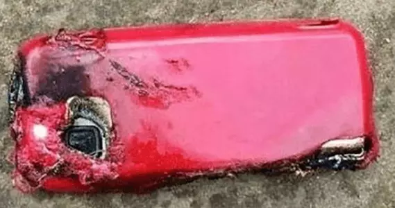 Nokia 5233 va explotar i va matar a un adolescent a l'Índia 8585_3