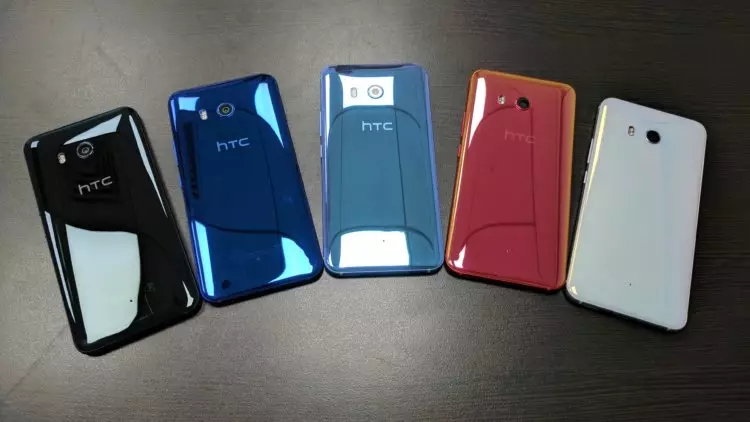 HTC U12 се појави на рендерирањето 8619_1