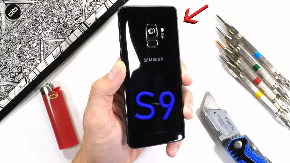 Matagumpay na ipinasa ng Galaxy S9 ang pagsubok para sa lakas 8649_2