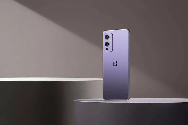 OnePlus 9.