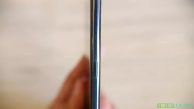 Huawei ha cambiato idea di copiare il design di iphone x 8778_5