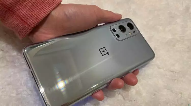 Το Oneplus 9 έδειξε τον εαυτό του σε geekbench. Πόσα σημεία σημείωσε 913_6