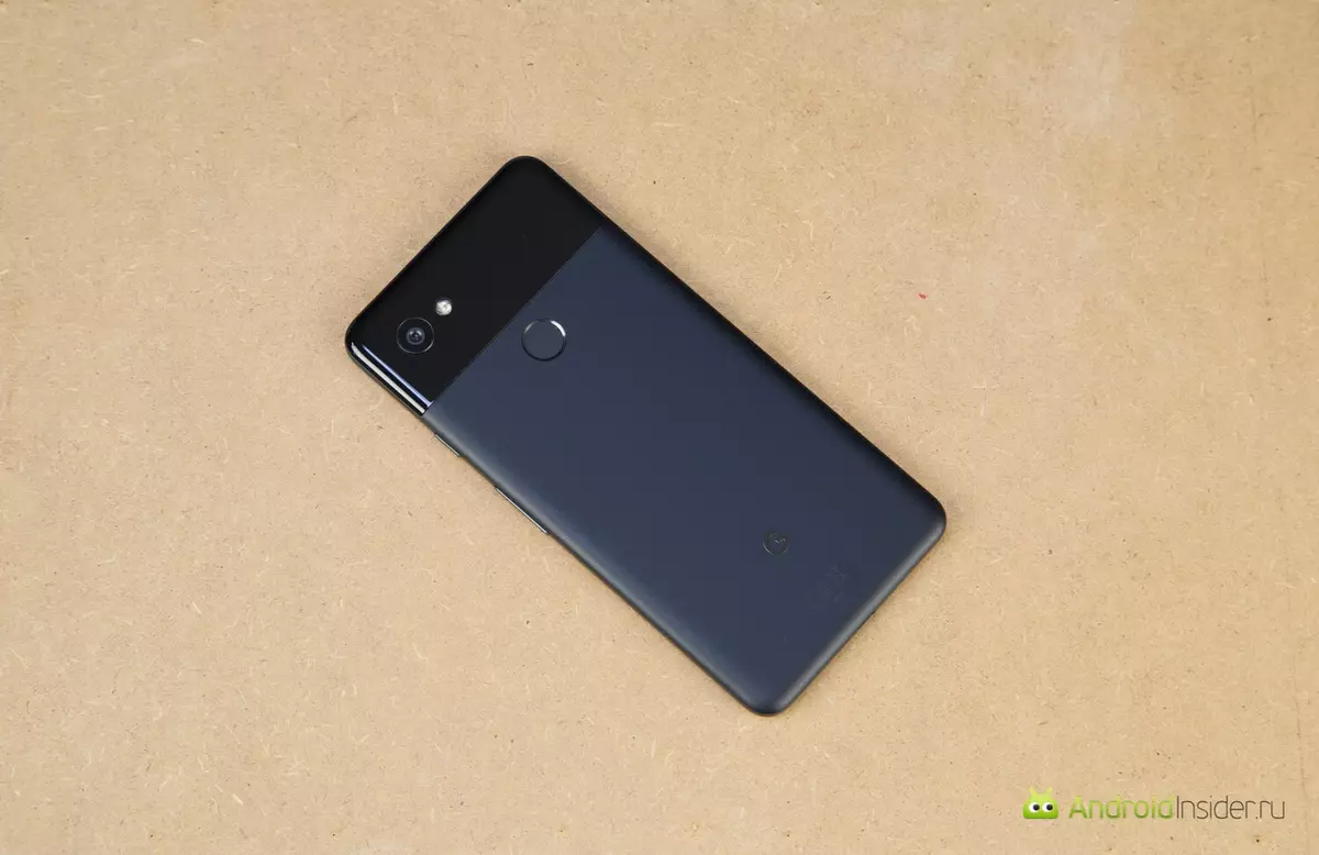 Athbhreithniú Físeáin: Google Pixel 2 XL - an ceann is daoire i measc cothrom 9160_3