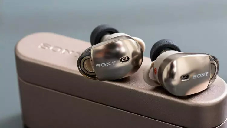 Sony je predstavil brezžične slušalke za tekmovanje z AirPoDs in Gear Iconx 9187_1