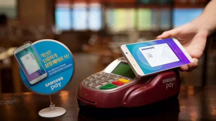 Samsung Pay ir bīstamu lietotāju maksājumu informācija