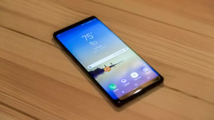 Samsung Galaxy DE 8