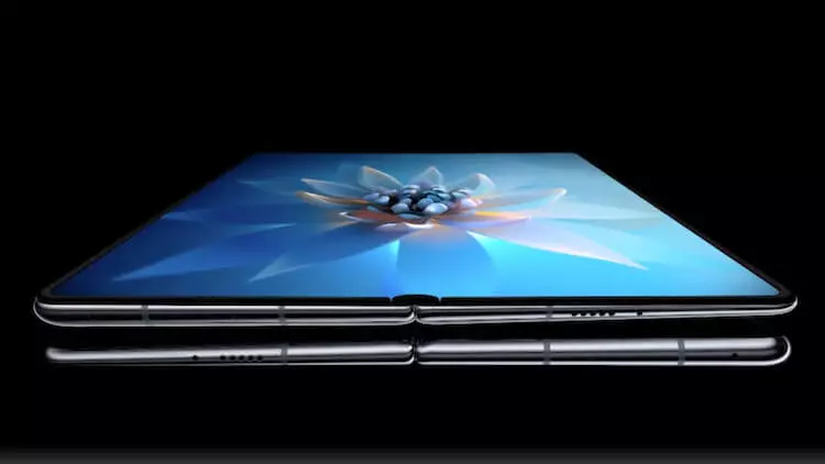 3000 dolarów za nowe składane Huawei w stylu Galaxy Z Fold 2. Poważnie?